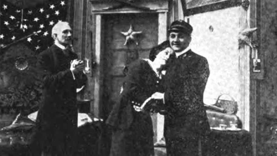 The First 'Titanic' Movie Came a Month After the Disaster-And It ...