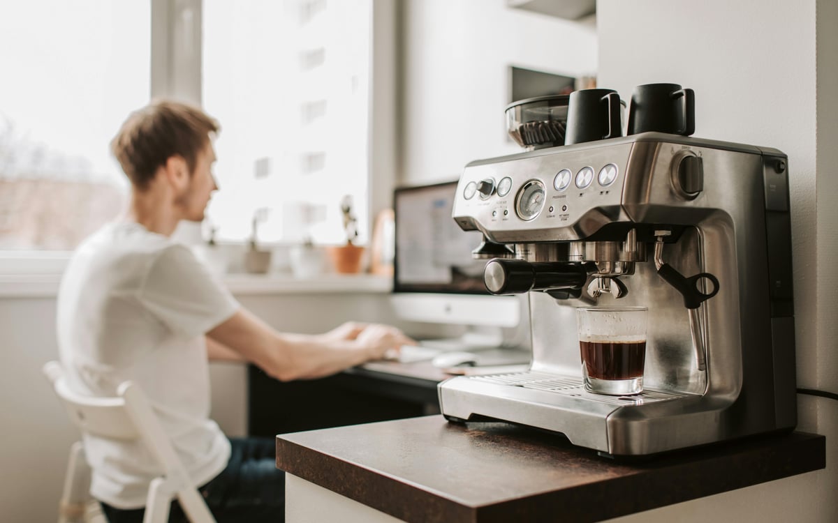 Amazon Prime Big Deal Days coffee machine deals 2025: De'Longhi ...