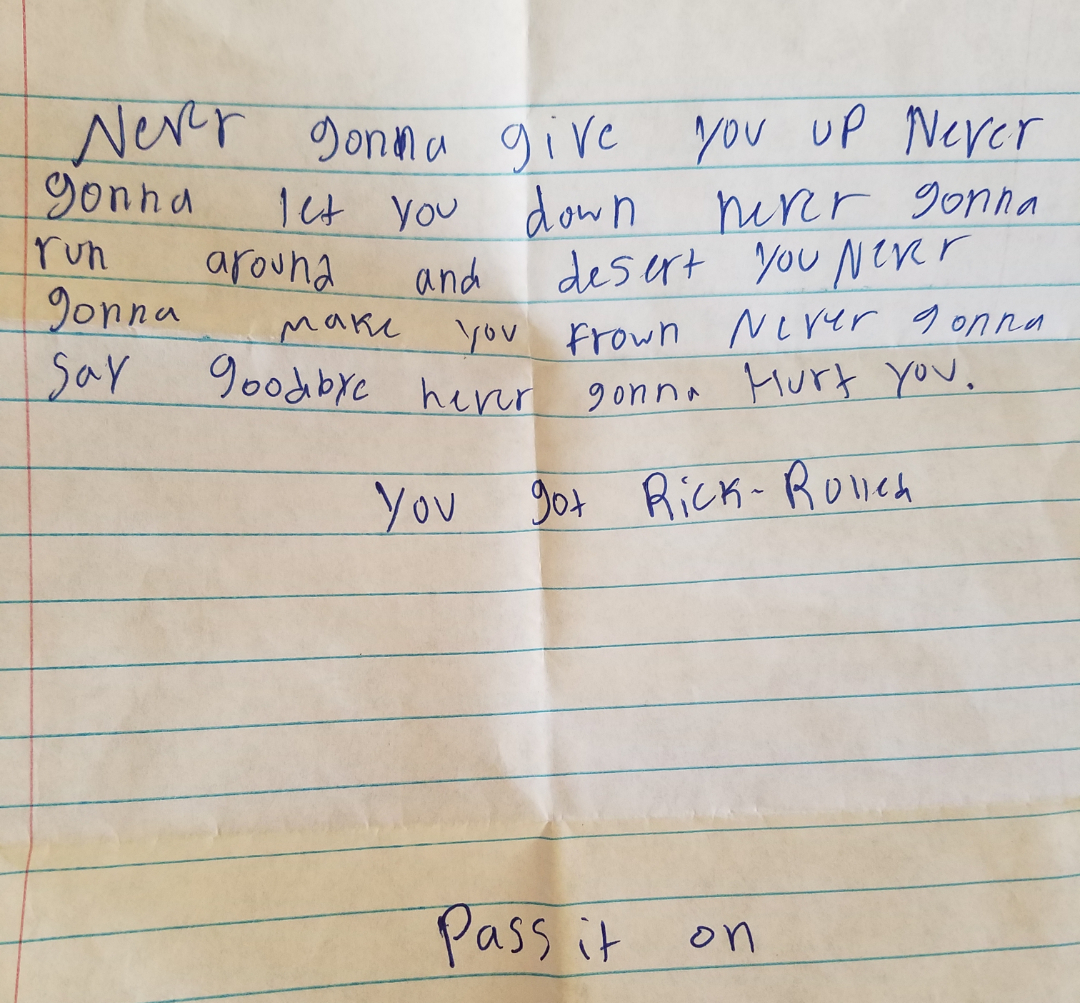 20 Confusing Notes Strangers Left for Each Other