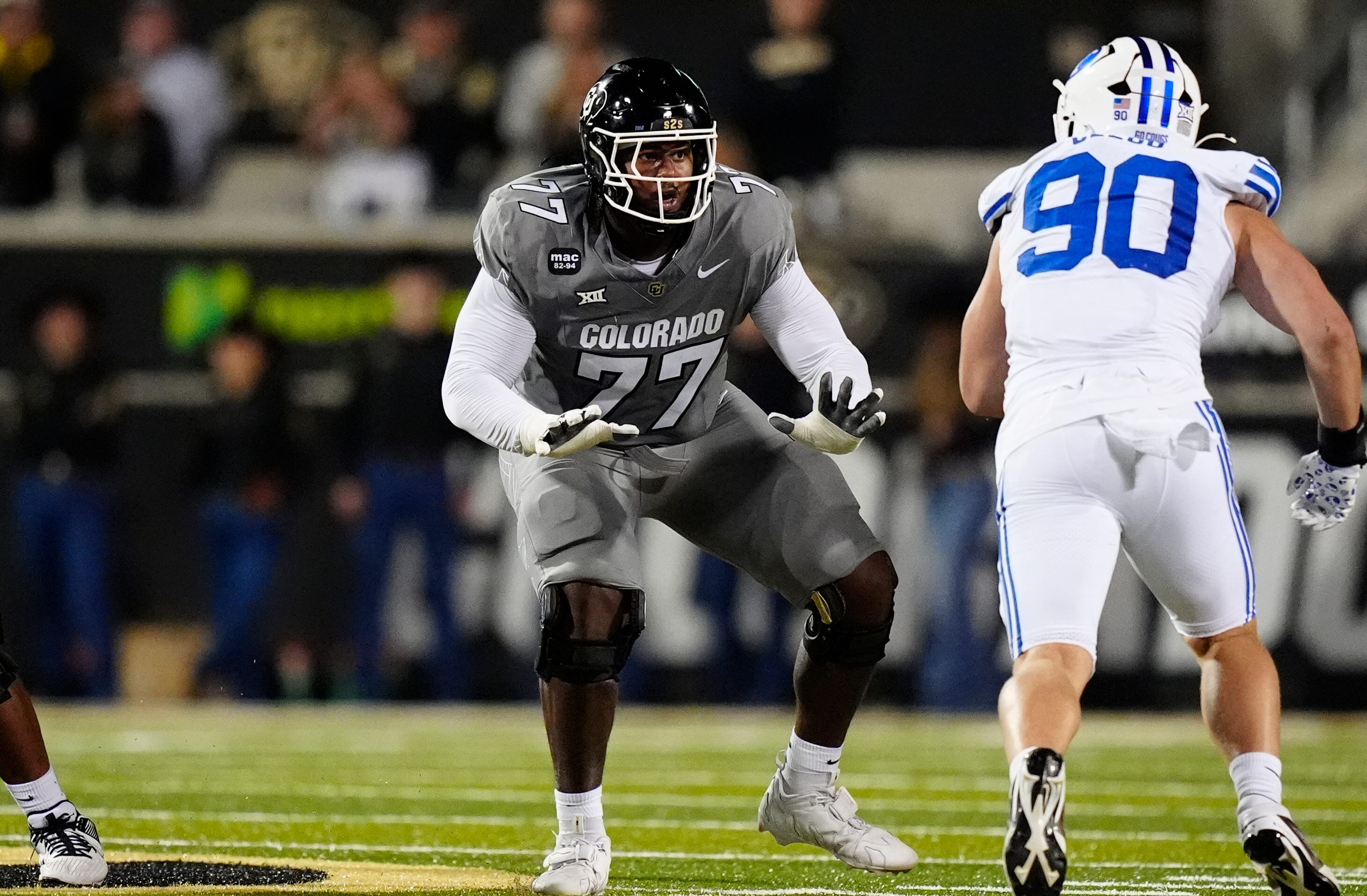 Ex-Colorado star offensive tackle sparks NIL frenzy with top programs