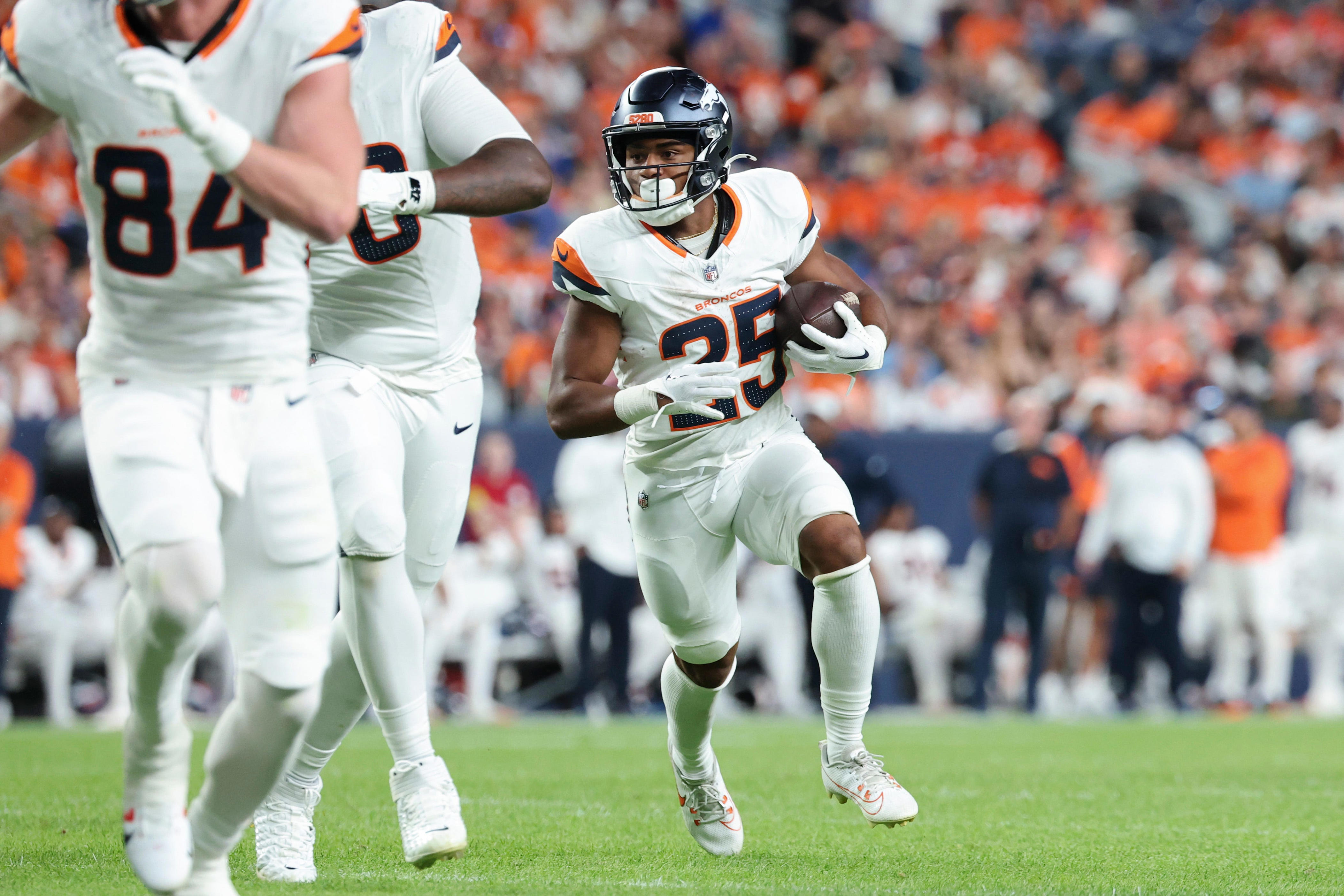 Ex-Broncos running back turns down reunion, joins another NFL team instead