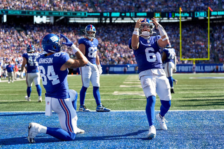 Jaxson Dart’s jersey becomes best-seller after winning Giants debut