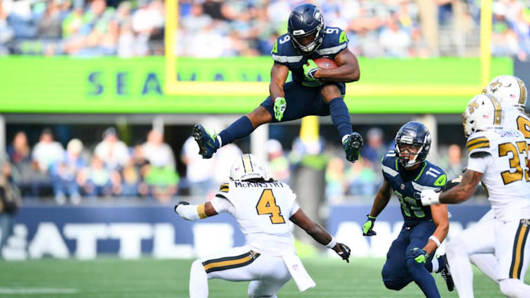 Start 'Em & Sit 'Em NFL Week 5: Kenneth Walker III Vs. Zach Charbonnet