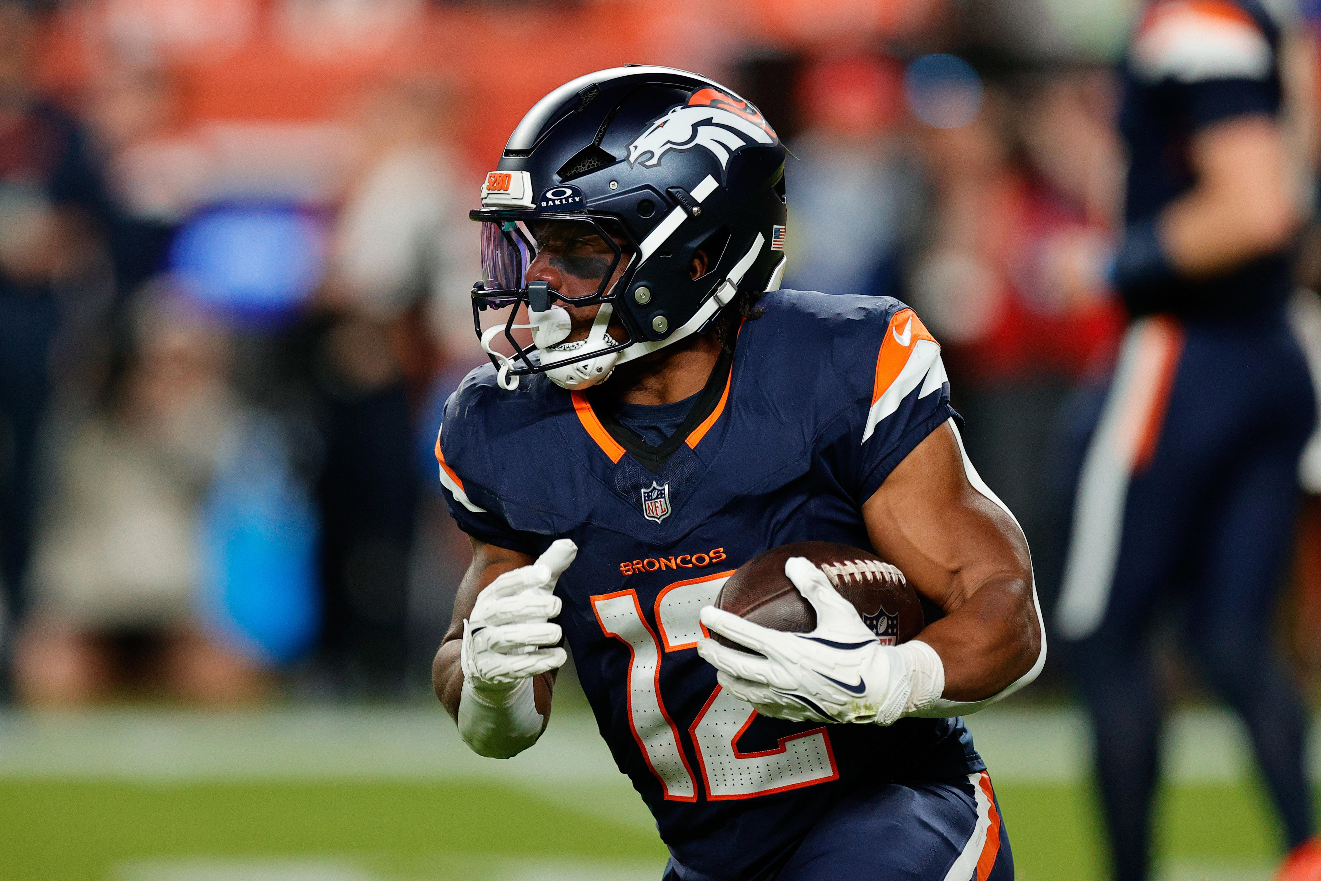 Broncos QB Bo Nix throws TD pass to RJ Harvey