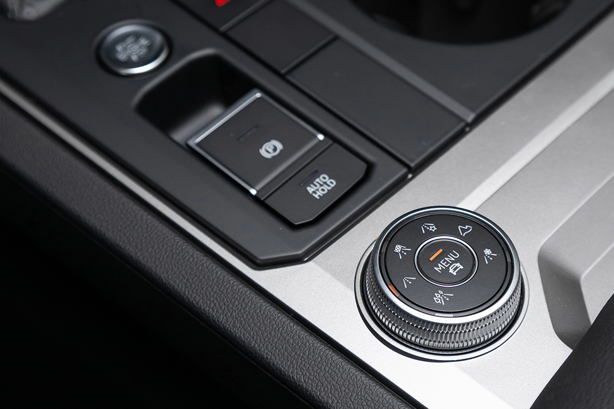 You Paid for These 4 Nifty Car Features—But You’ve Probably Never Used Them