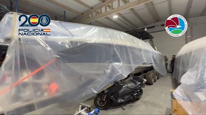 Spanien und USA fangen in Galicien ein Narco-U-Boot mit 3,6 Tonnen ...