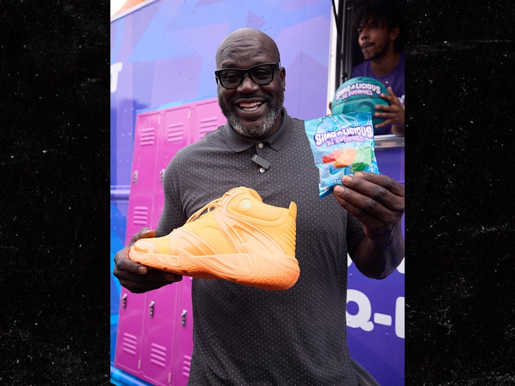 Shaquille O'Neal Scores On Streetball Hooper George The Messiah