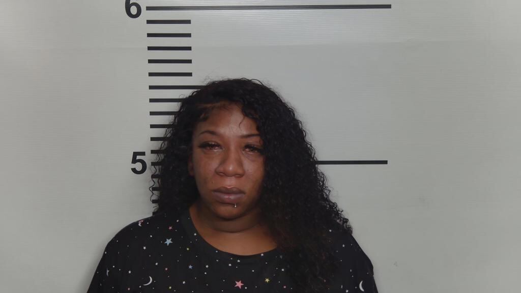 Woman charged for allegedly damaging Louisville Little Caesars over ...