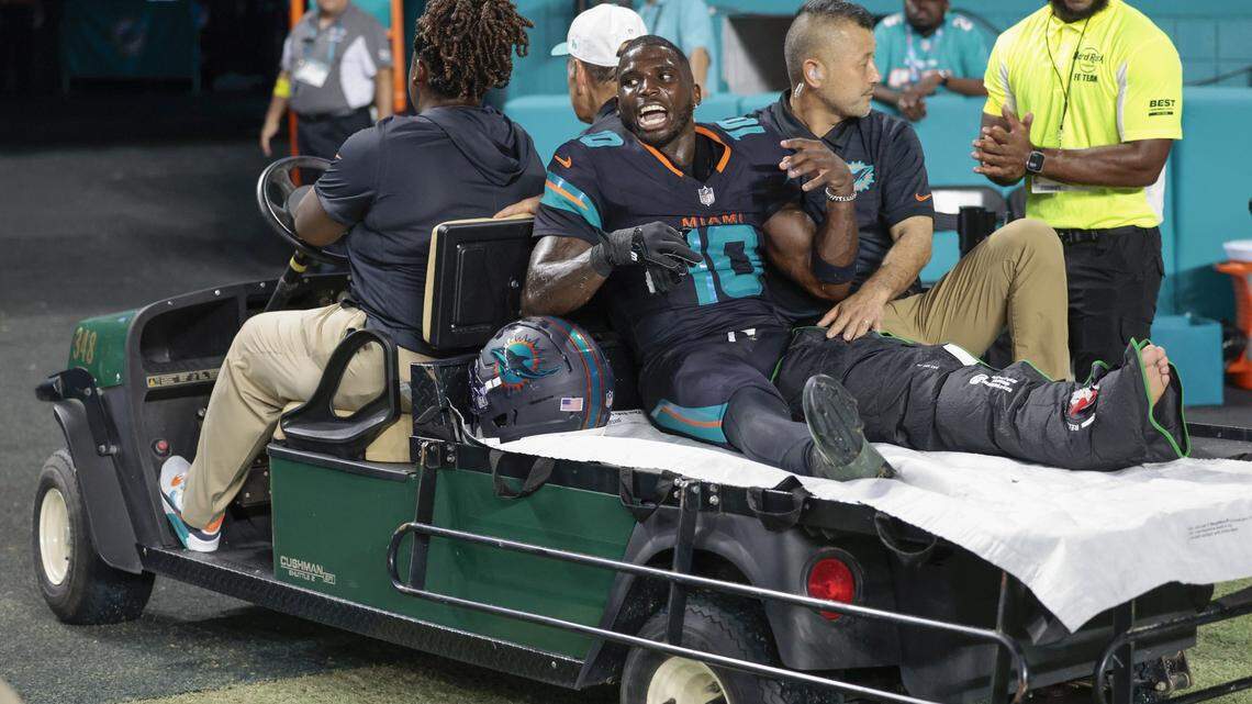 Los Dolphins mejoran y ganan su primer juego de la temporada, pero con ...