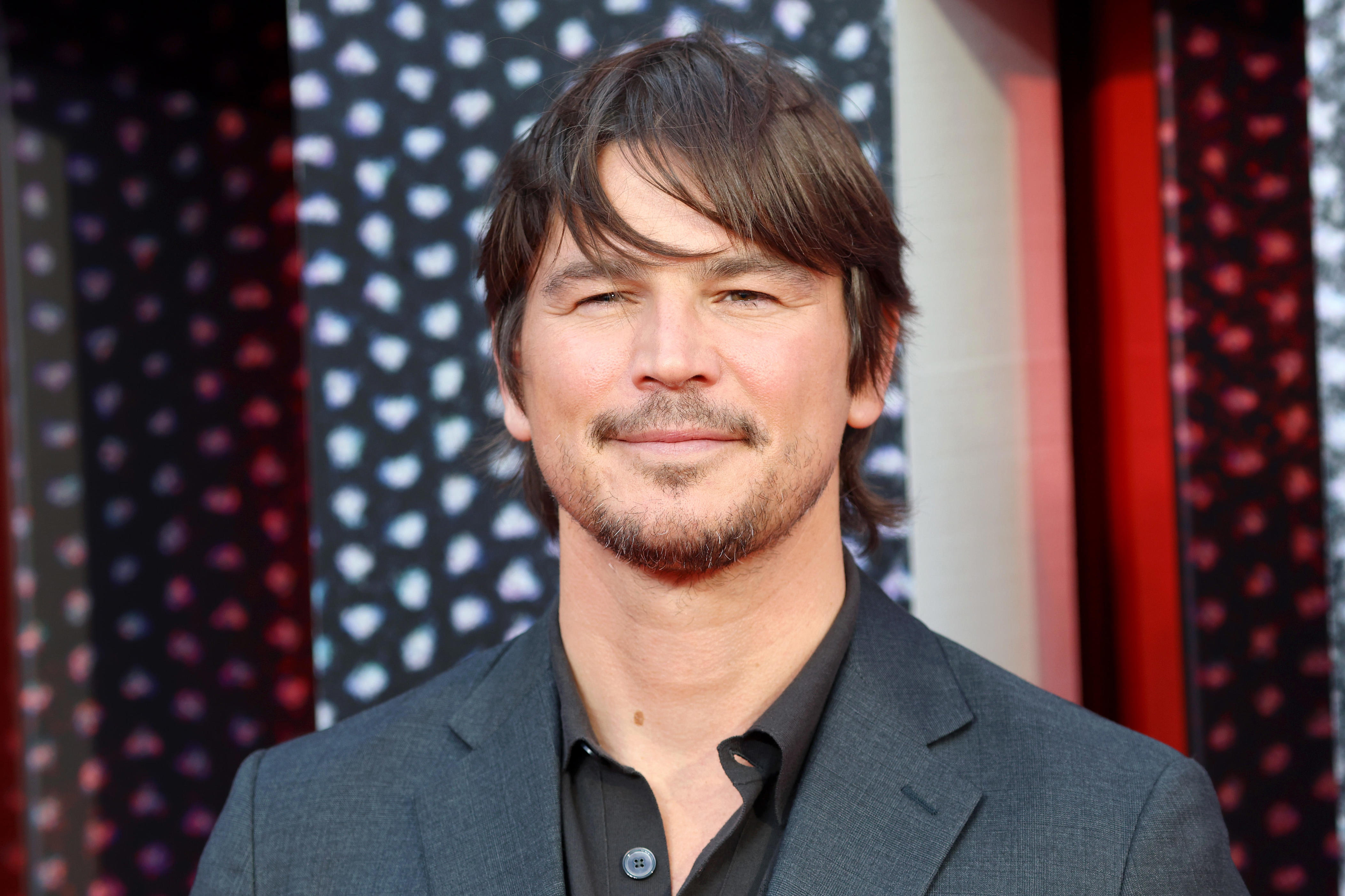 Josh Hartnett 'back to work' after car accident that caused ...