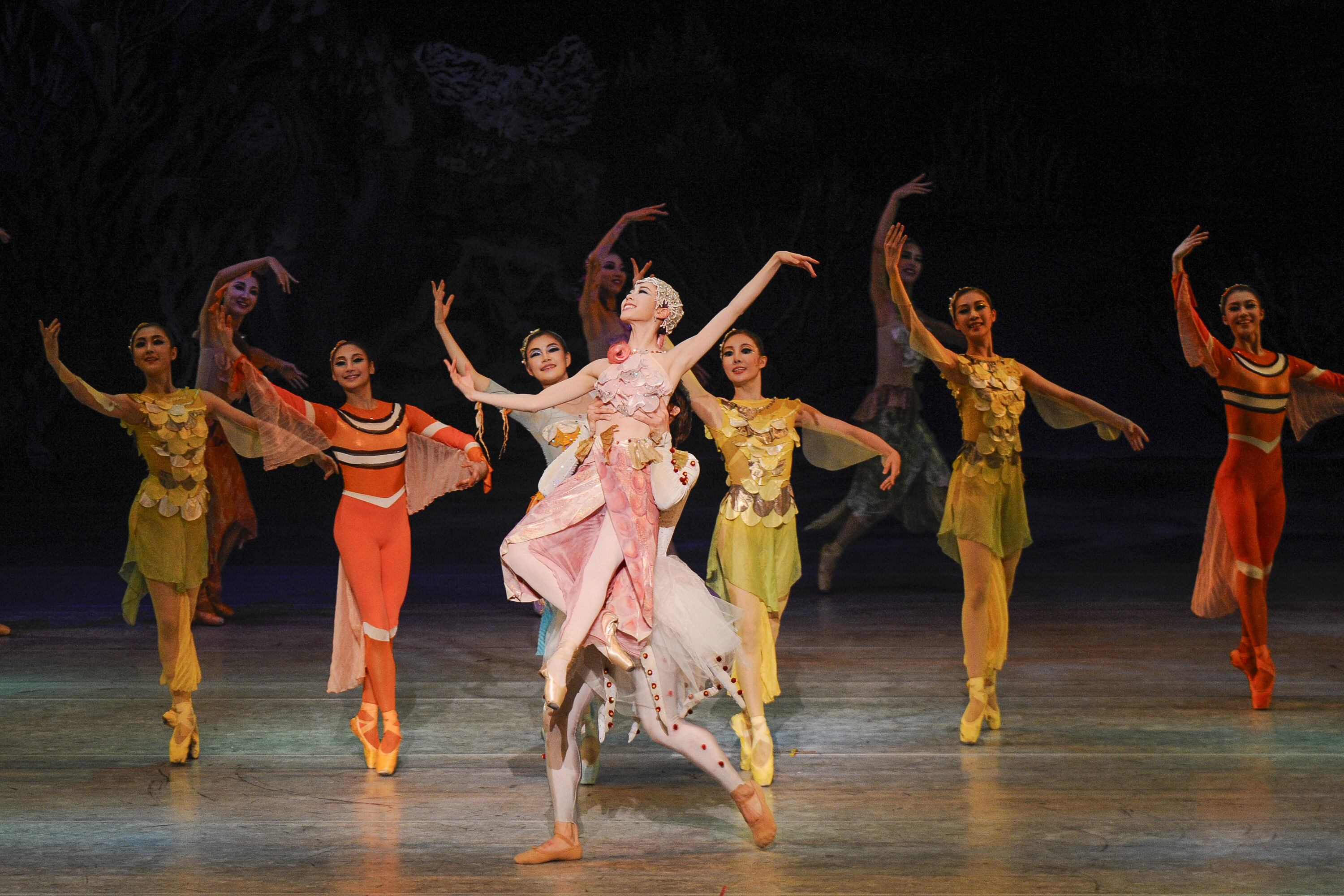 Korean Ballet's New Stars Take Legendary Stage