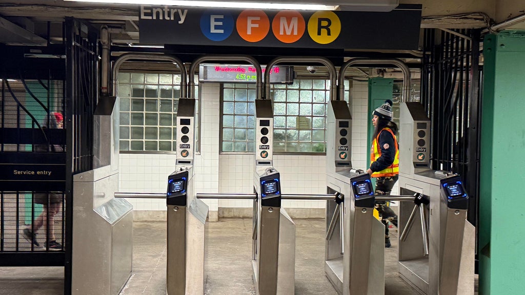 F, M subway lines are swapping East River tunnels starting in December ...