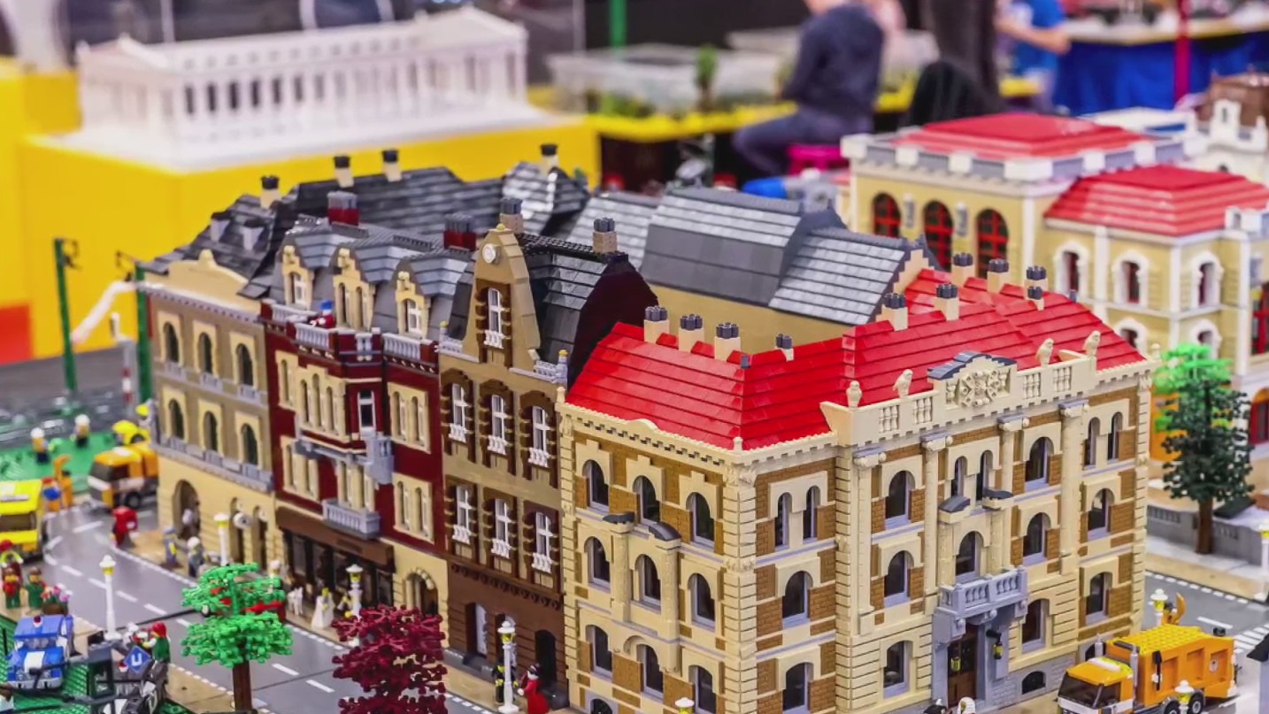 Lego fans of all ages, get ready: Convention at Dickies Arena this weekend