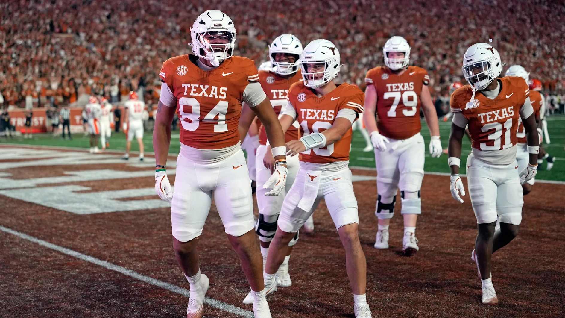 Texas edge rusher earns semifinal honors