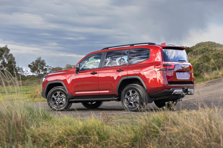 Toyota LandCruiser hybrid delayed, Prado hybrid still a no-show