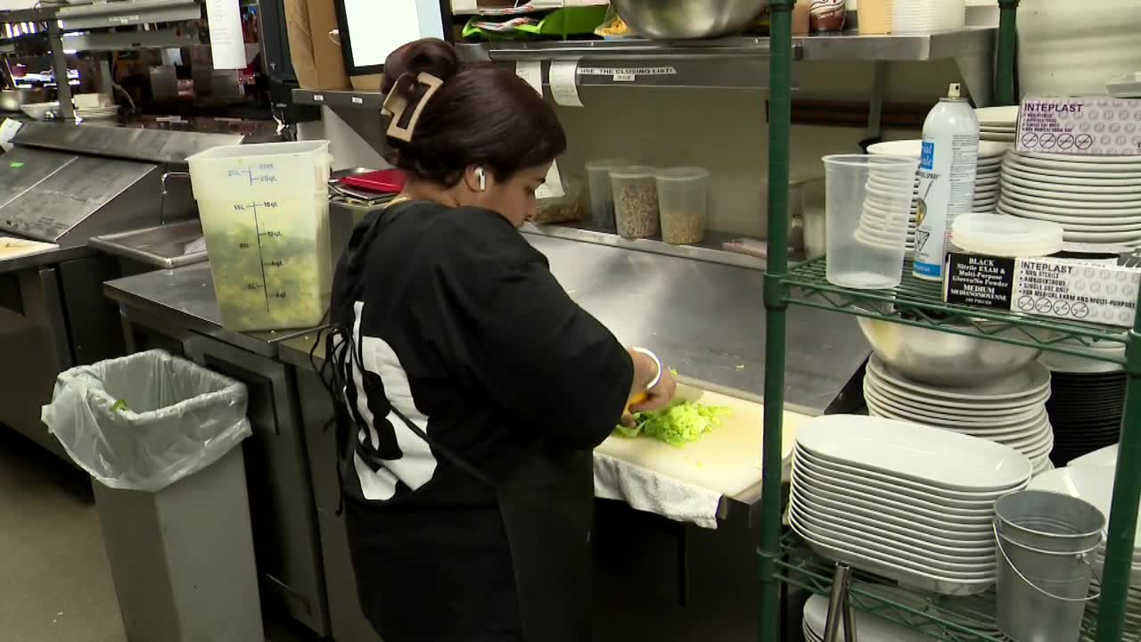 Transit schedule creating problem for restaurants