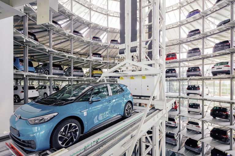 Volkswagen Group planning another round of massive cuts – reports