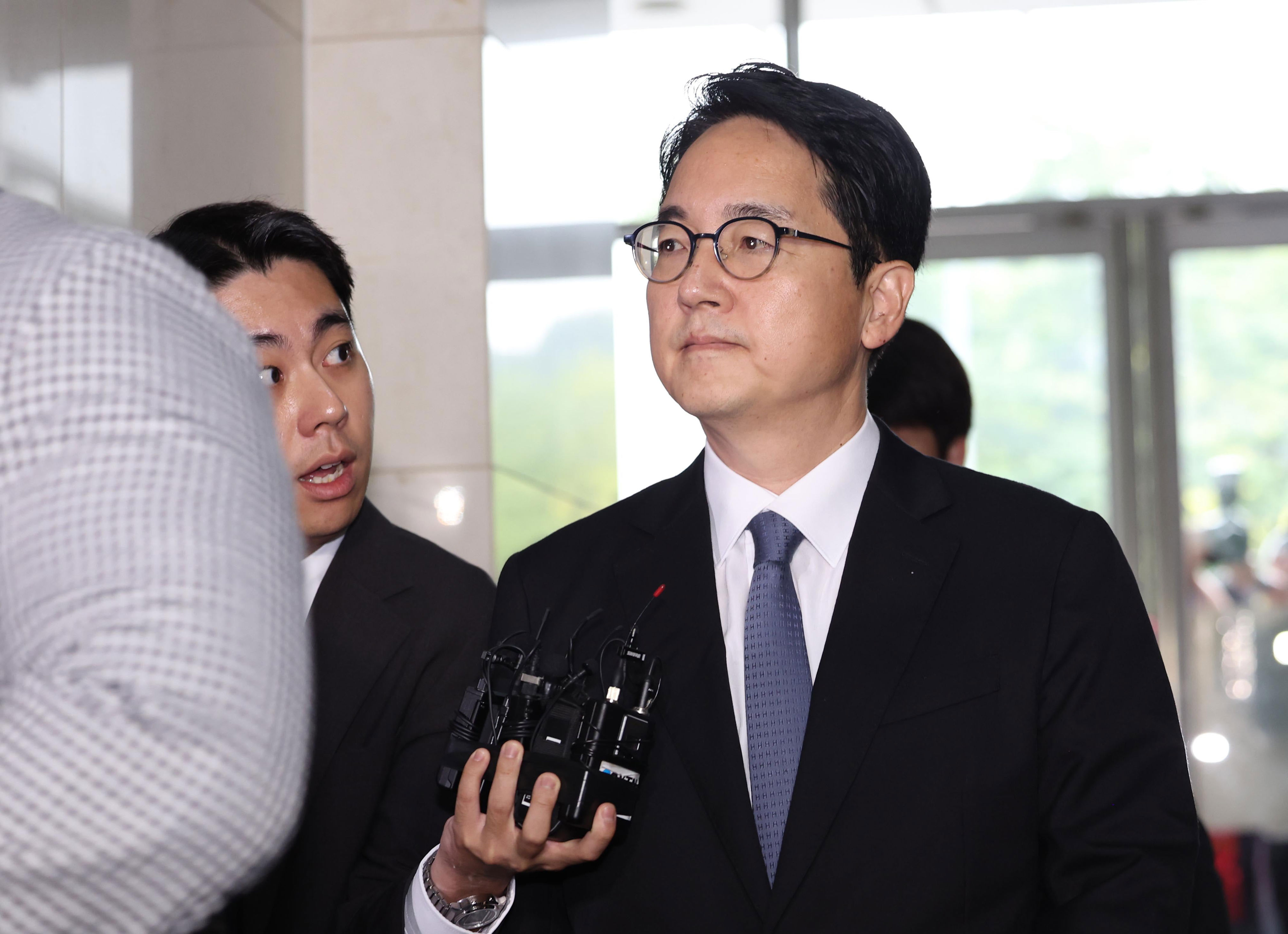 Shim Woo-jung, First Suspect in Marine Probe, Questioned Over Travel Ban
