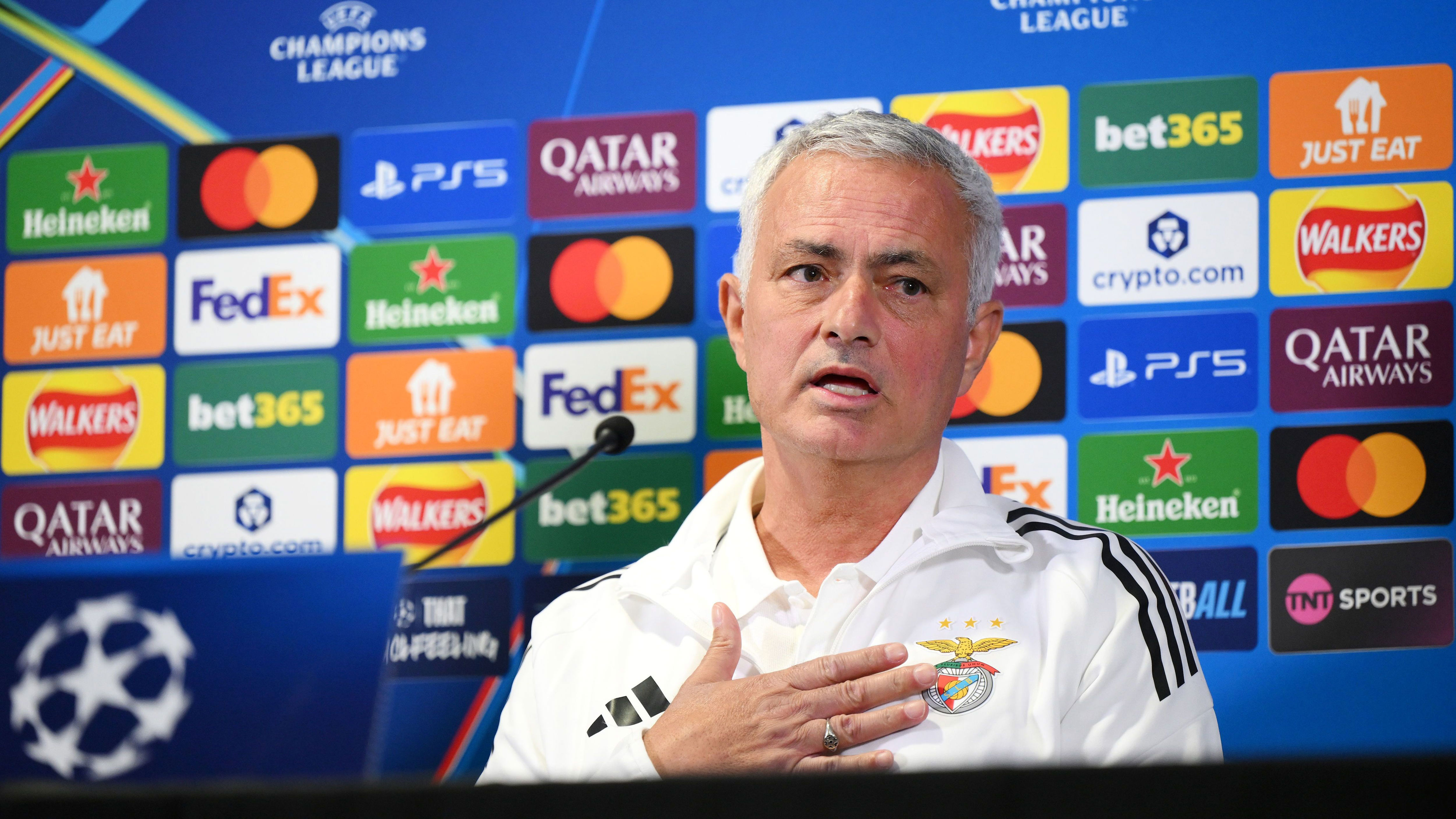 Jose Mourinho Kembali Ke Stamford Bridge: 'Saya Bukan Biru Lagi, Saya ...