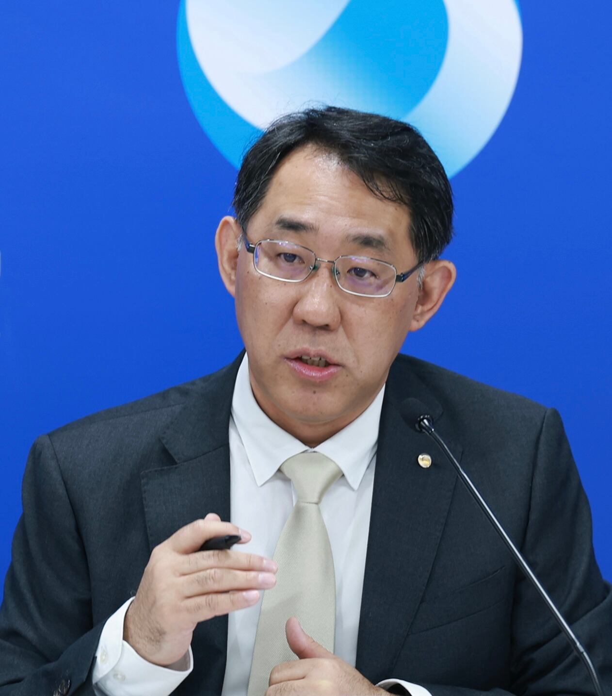 Bank of Korea Names Chang Cheong-soo Deputy Governor