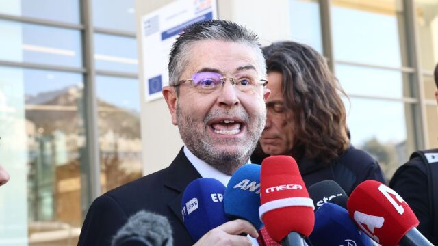 Η δημοσιοποίηση των "Πόθεν Έσχες", η πρωτιά Σαράκη και οι ενορχηστρωτές ...