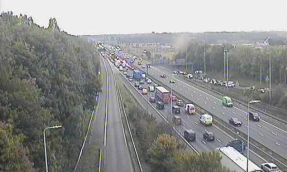 M61 and M62 traffic: Crash sparks long queues and delays on major motorways