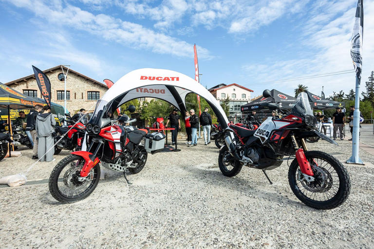 Η Ducati στο 4ο Adventure Meeting με πρωταγωνίστρια τη Desmo450 MX