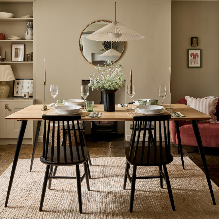 These 3 common things can ruin your dining table – according to designers