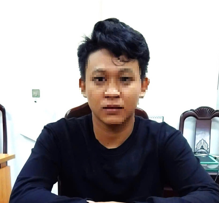 Bàn giao nam thanh niên 19 tuổi nhiều lần giao cấu với thiếu nữ 14 tuổi cho Công an thành phố