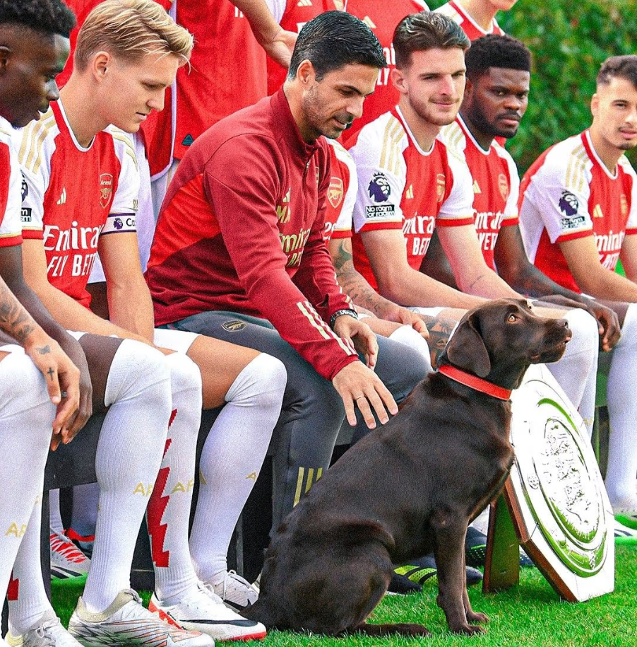 Vì sao Arteta mời phi công chiến đấu huấn luyện Arsenal?