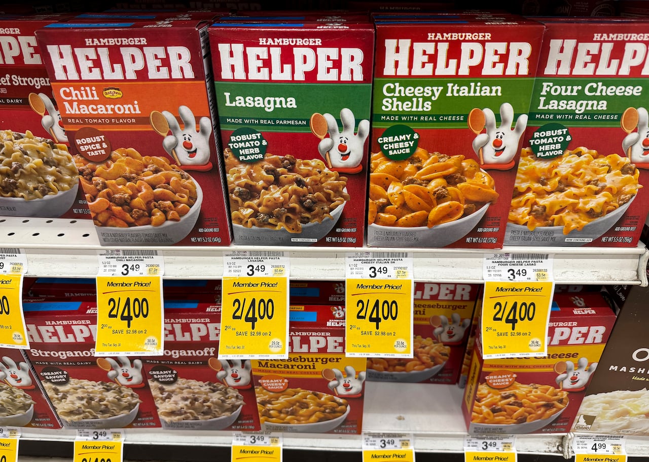 'Struggle meals' and Hamburger Helper are trending because food is so ...