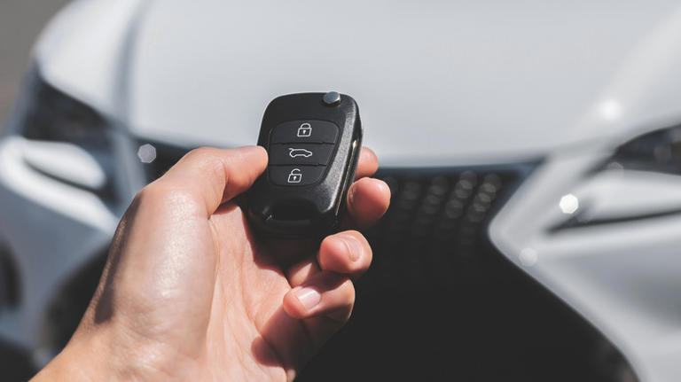 The Common Keychain Mistake That Could Be Ruining Your Car's Ignition