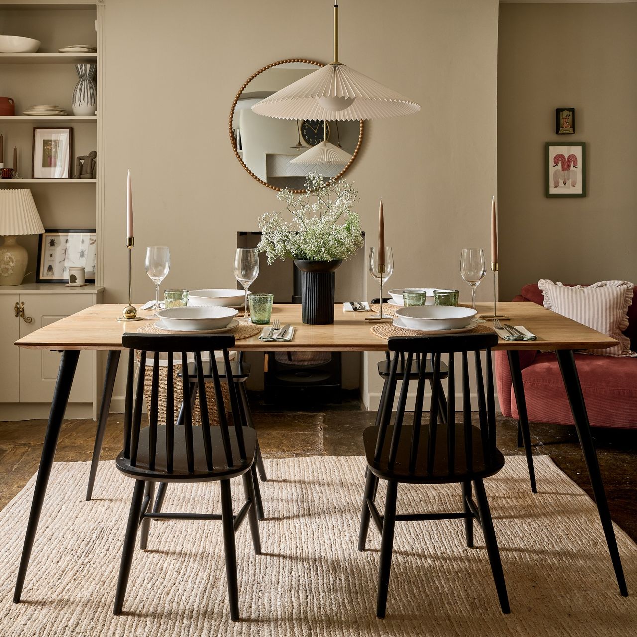 These 3 common things can ruin your dining table – according to designers