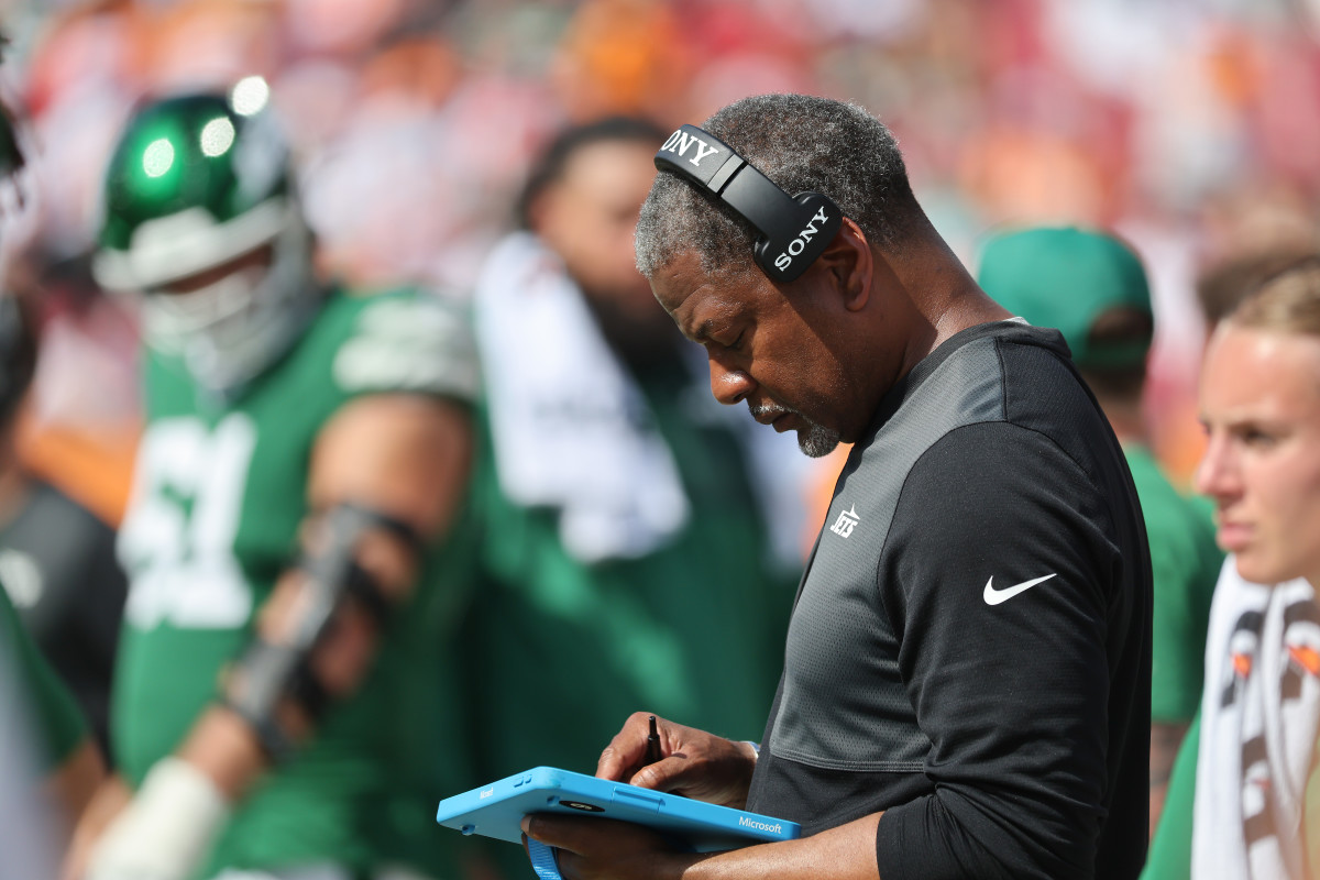 Aaron Glenn's 'Sloppy, Undisciplined' Jets Roasted by Mike Greenberg ...