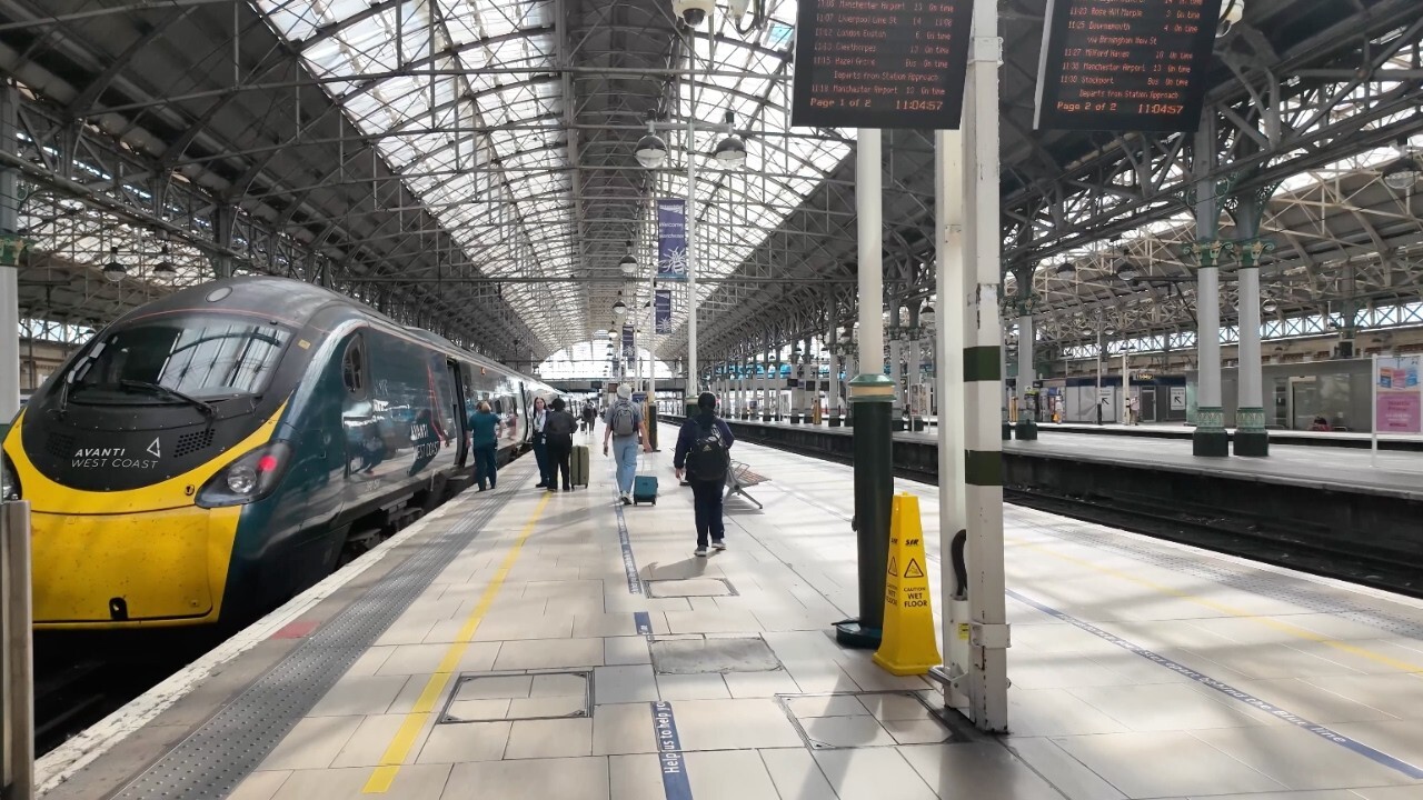 Manchester to London Train Travel Process 2025