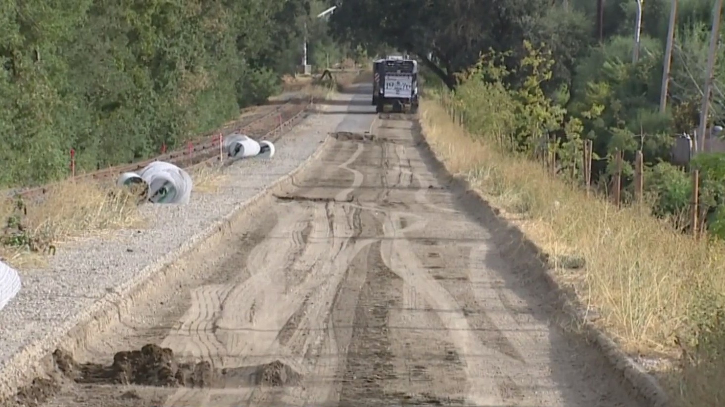 Sacramento's Del Rio Trail faces another setback eith cracked pavement