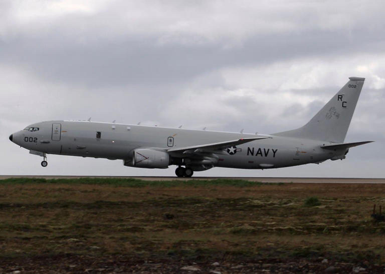 US puts submarine hunters on Russia's doorstep