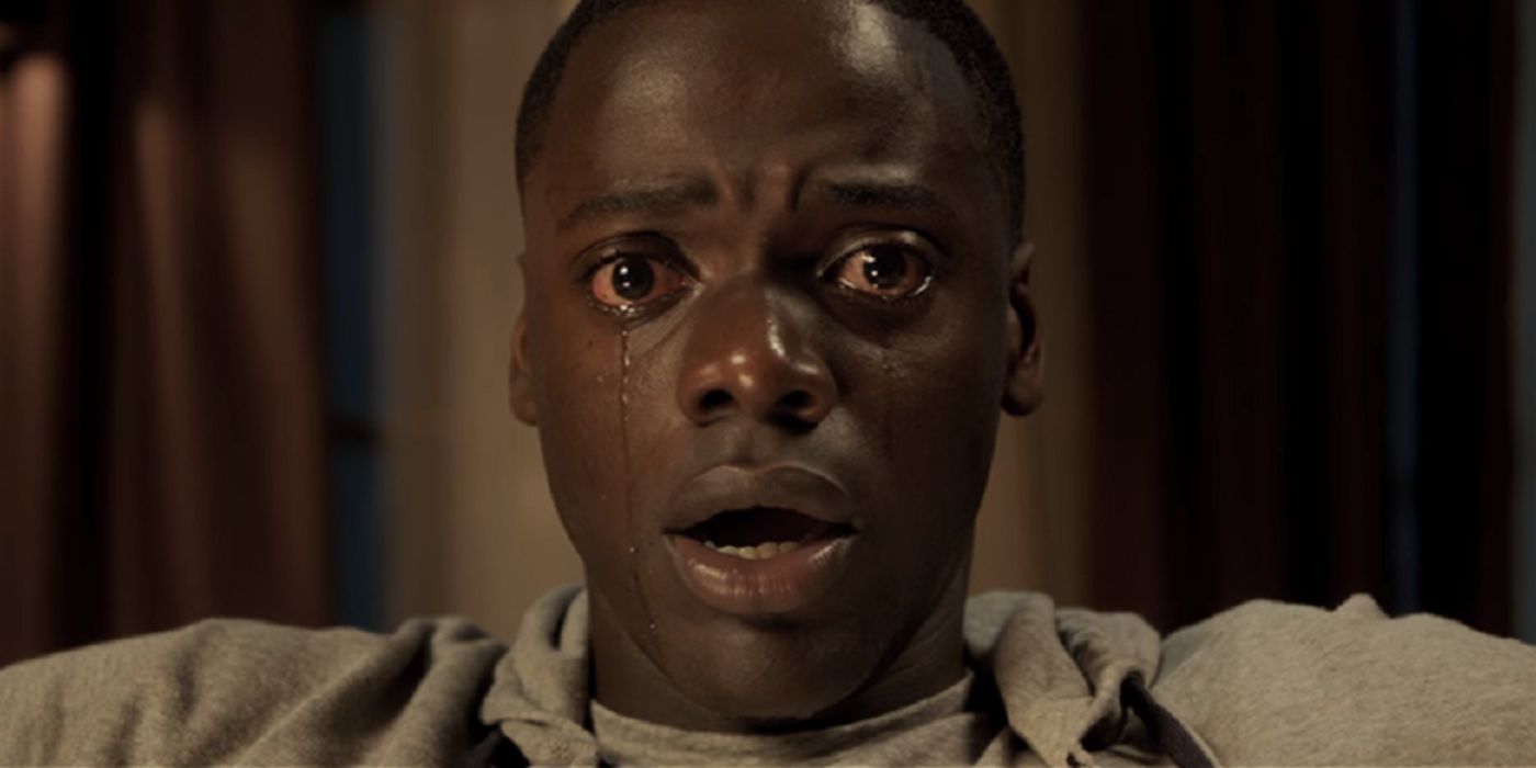 10 horror movies packed with plot twists