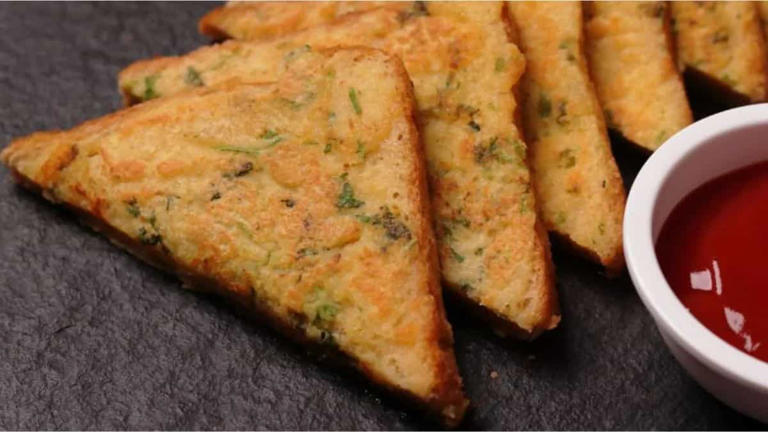 5 Healthy Moong Dal Breakfasts To Power Up Your Mornings