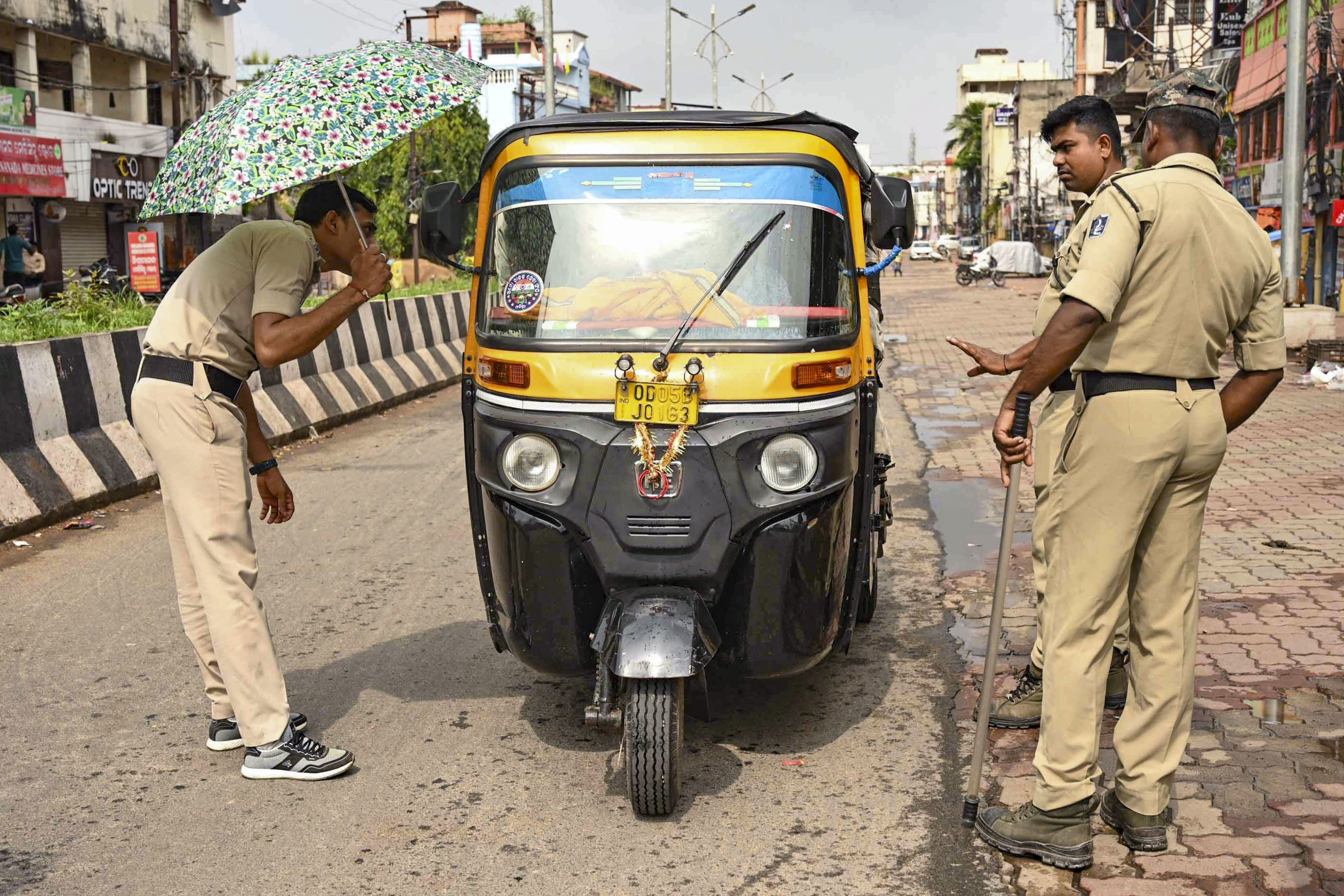 Clash: Curfew relaxed in Cuttack