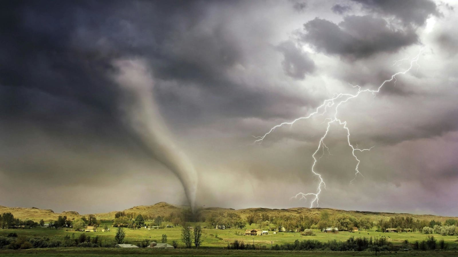 Enderlin Tornado Hits EF-5 Strength: What Made This Storm So Rare and ...