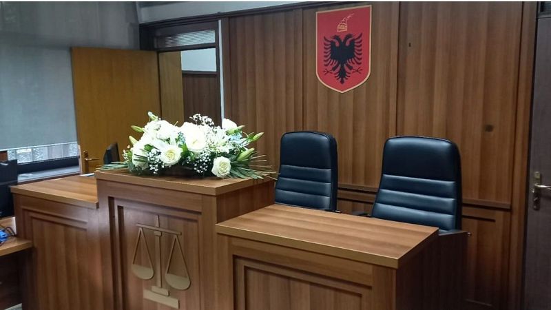 Albanien: Mann im Gerichtssaal erschießt Richter - Anhörung kostete ihm ...