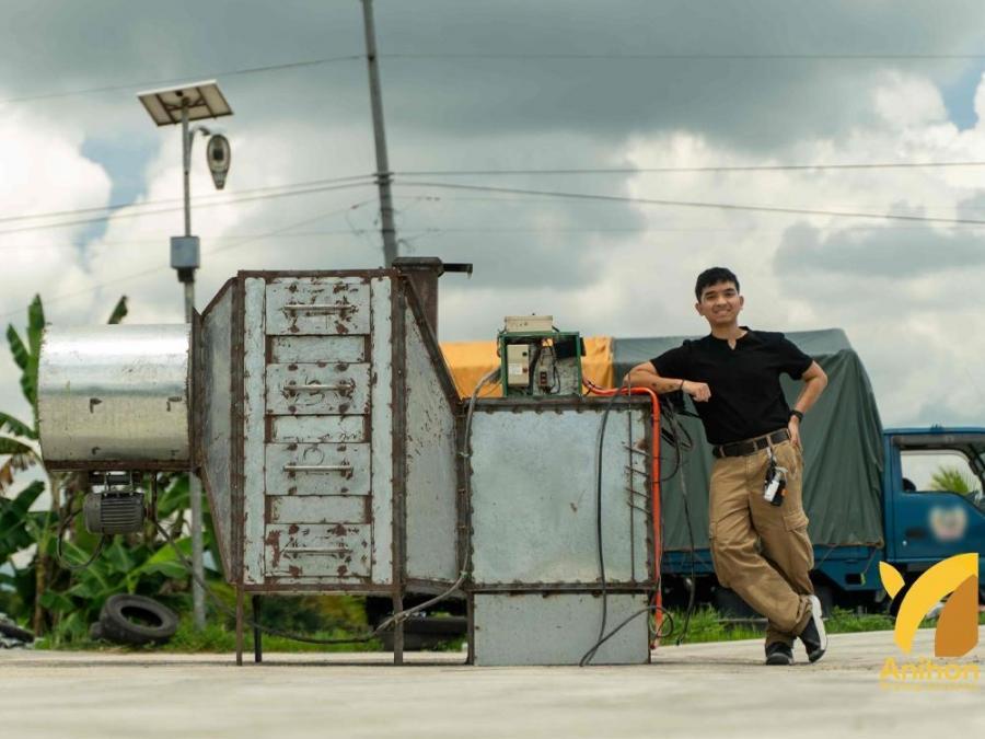 Young designer creates compact, sustainable palay drying system