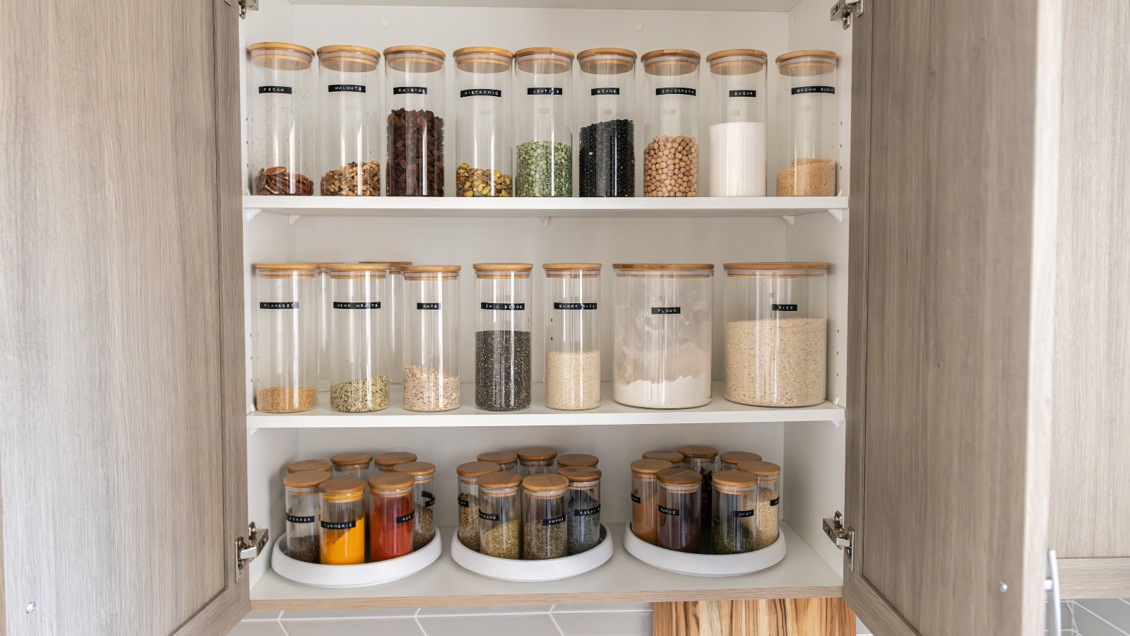 How to get that “custom pantry” look for under $100