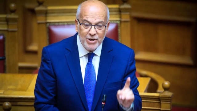 Φλωρίδης: "Η δικαιοσύνη δεν απολογείται στην πλατεία Συντάγματος" - Η ...