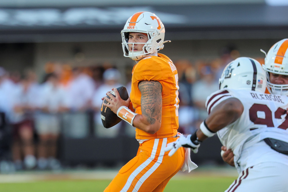 Top 25 College Football Quarterback Rankings: Week 10 Update