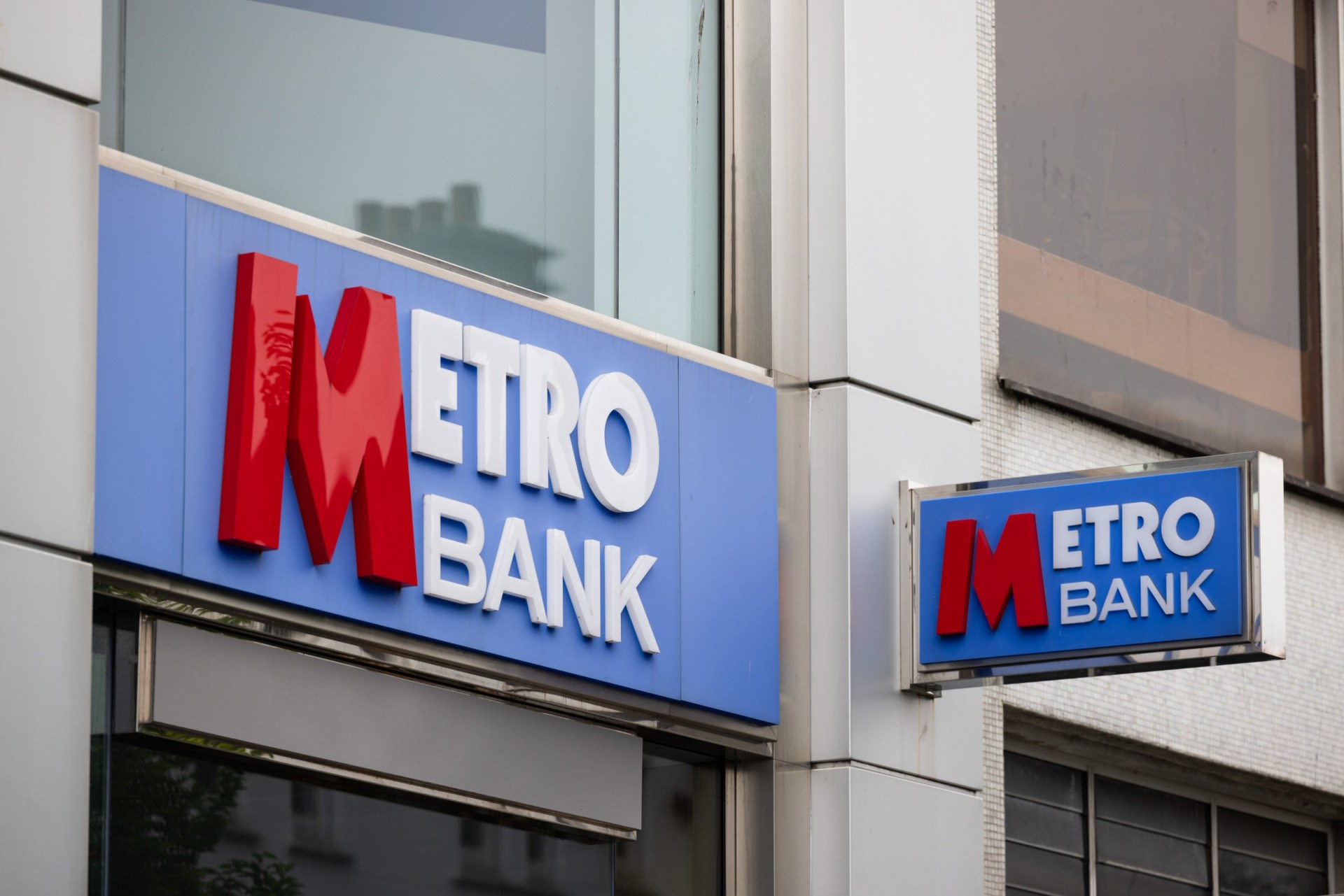 Metro Bank users hit by payment delays and issues