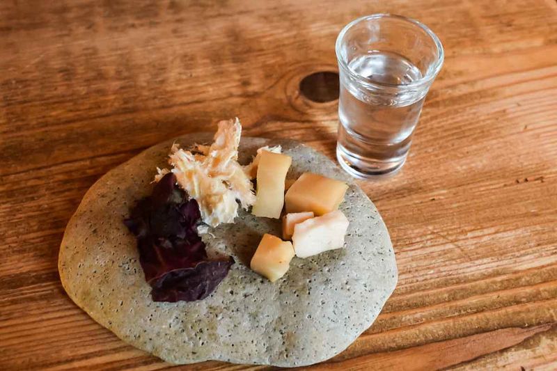 5 Countries With Boring Food And 5 With The Best