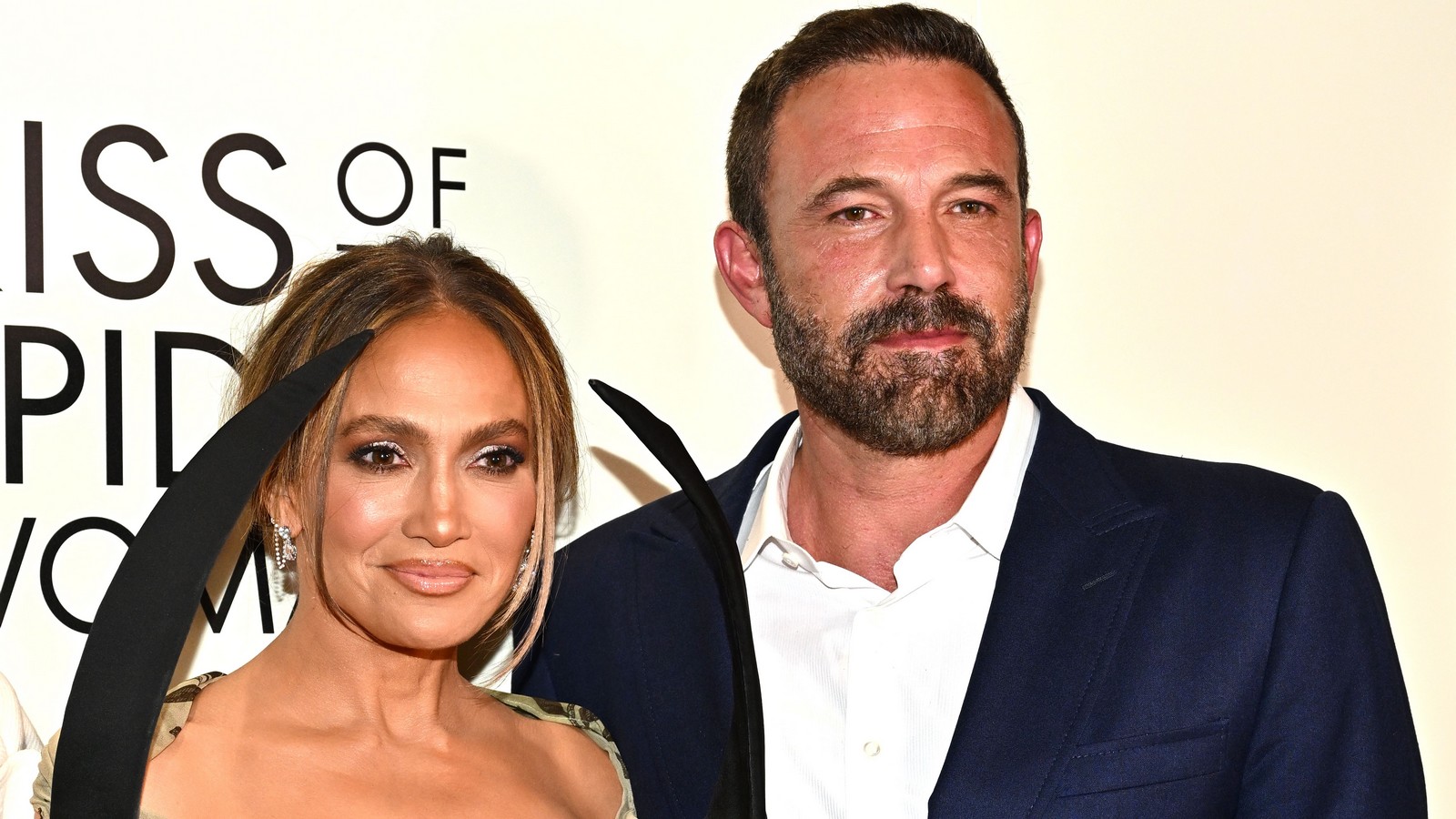Jennifer Lopez et Ben Affleck réunis à la première de Kiss of the ...