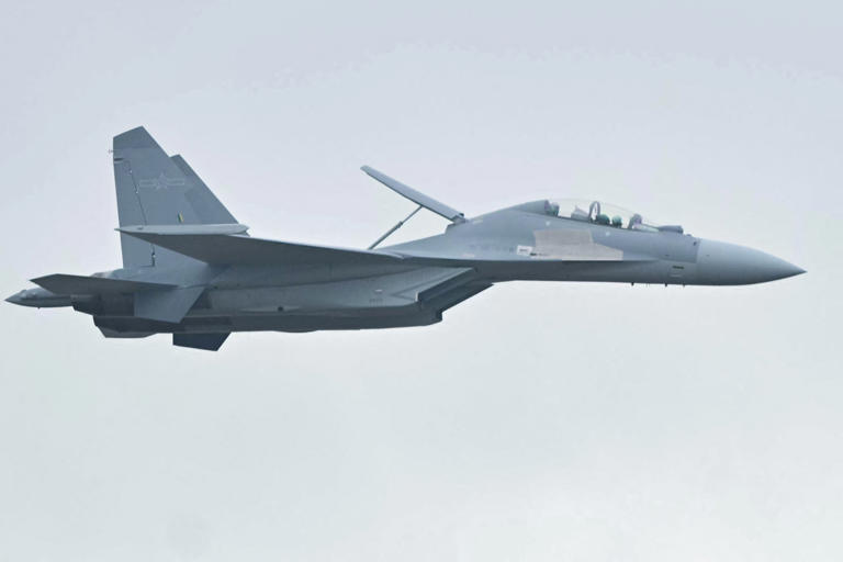 Chinese jets intercept Canadian plane tracking North Korea ships